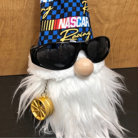 Accessories | Nascar Gnome Racing Checkered Flag Cars Formula 1 Speed ...